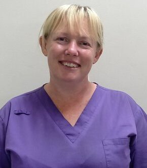 ‘Absolutely slammed’ practice nurses bewildered over pay battle ...