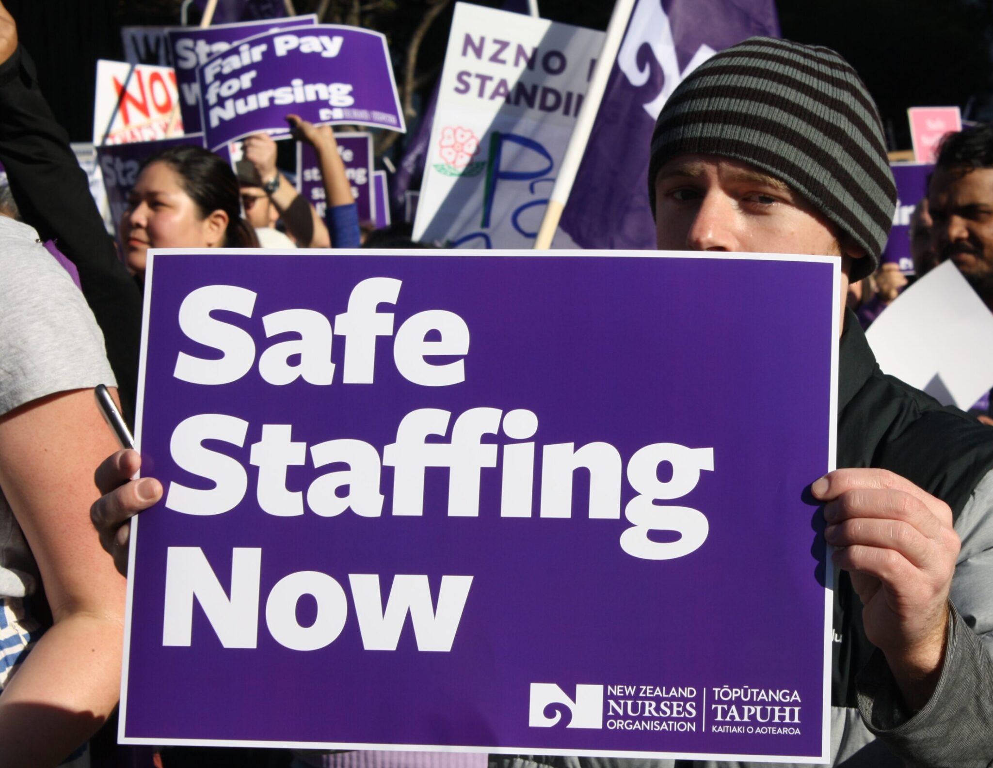 And it’s a ‘yes’ (just) — Te Whatu Ora nurses, members, accept pay ...