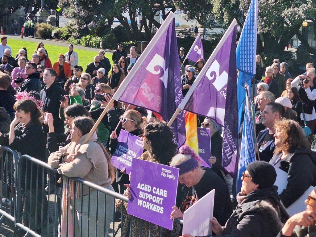 Cops already outstripping nurses as pay equity crumbles, committee ...